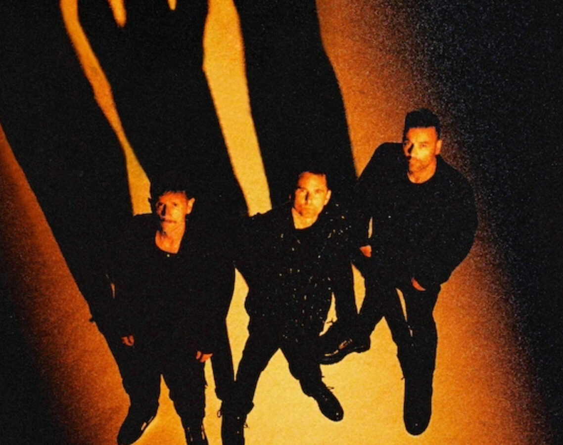 Muse mergulha na eletrônica e apresenta o novo single Nightshift ...
